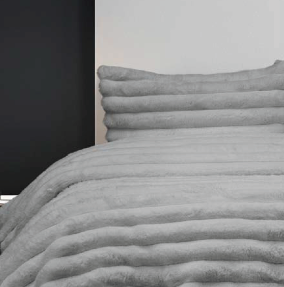 ARDOR BOUDOIR "Jax" CHUNKY FAUX FUR QUILT COVER SET – Big Bedding Australia